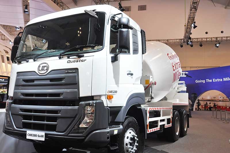 UD QUESTER GWE280 6X4R – GAIKINDO
